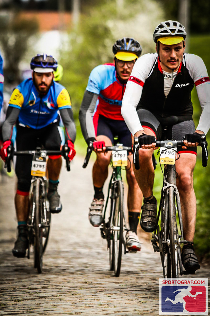 The 5 ingredients making the Tour of Flanders unique – Dryarn